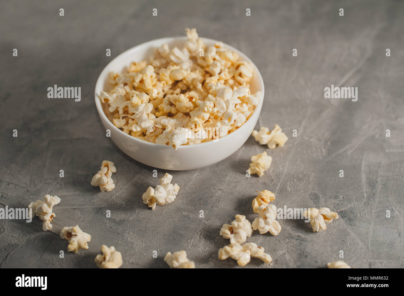 Popcorn on plate hi-res stock photography and images - Alamy