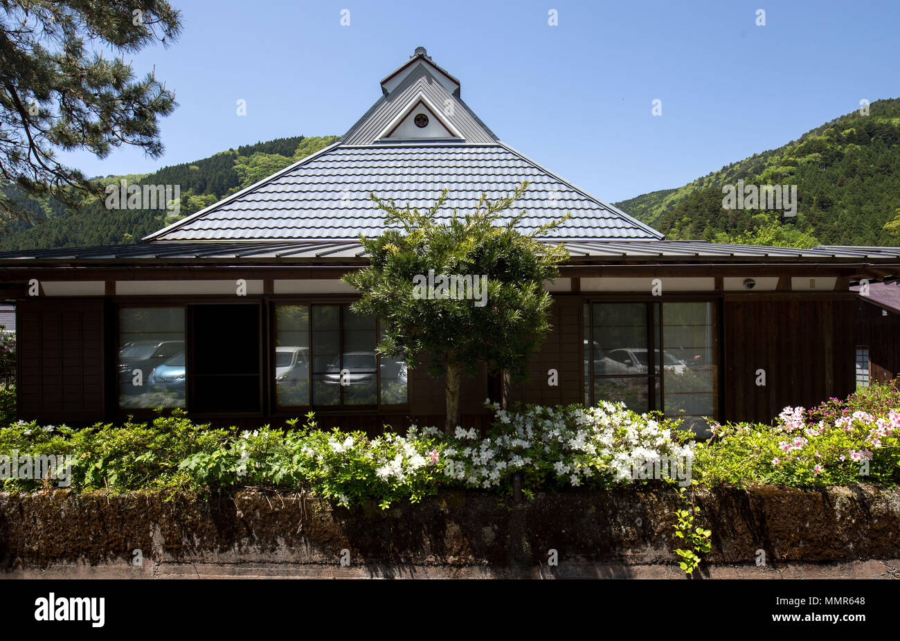 Traditional Japanese wooden house in the countryside Stock Photo - Alamy