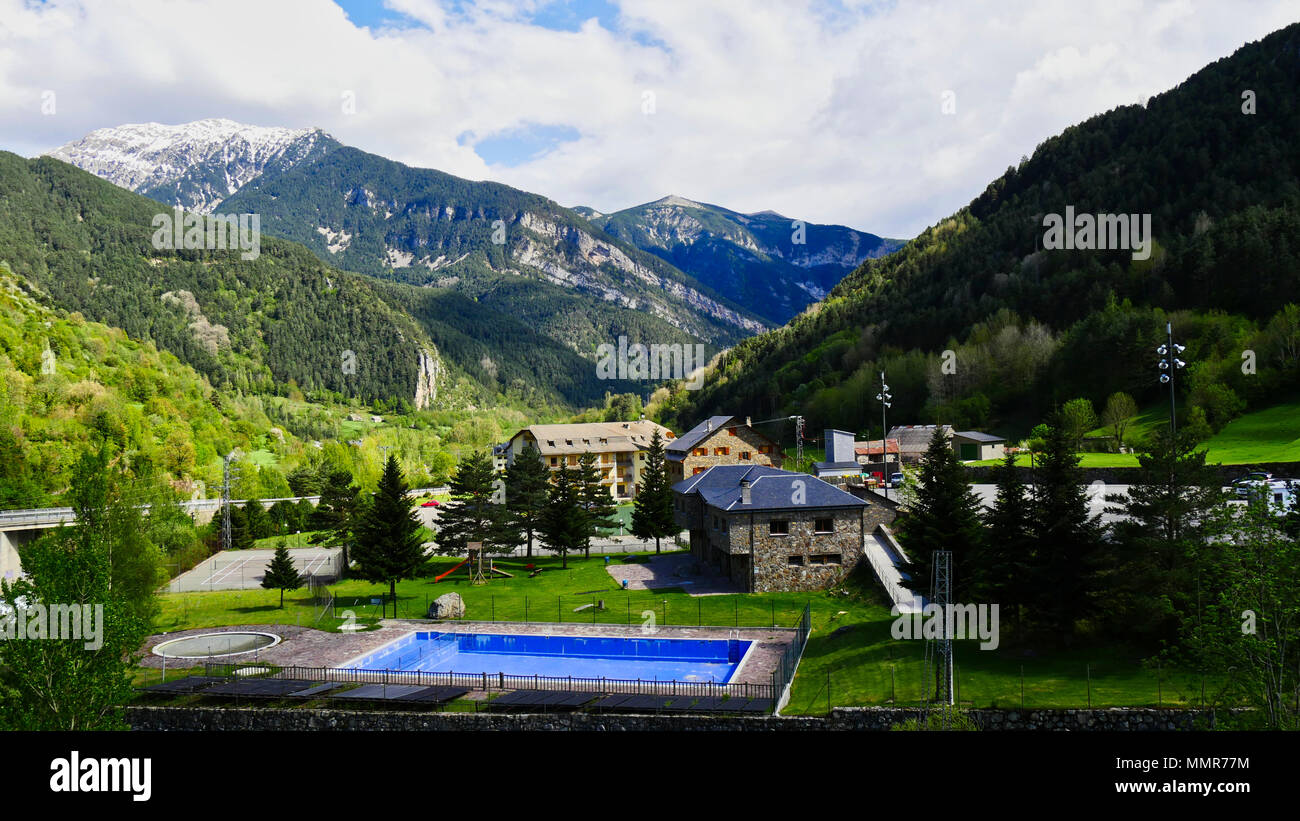 Village bielsa in pyrenees spain hi-res stock photography and images ...