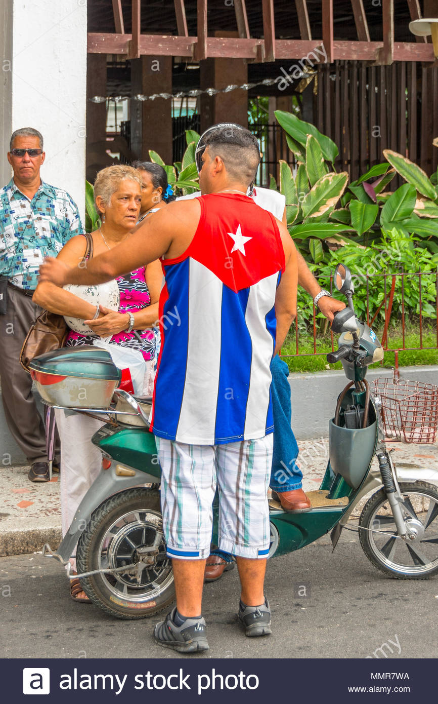 Cuban Flag Man Stock Photos & Cuban Flag Man Stock Images - Alamy