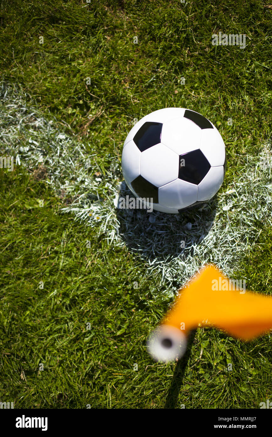 Corner kick flag hi-res stock photography and images - Alamy