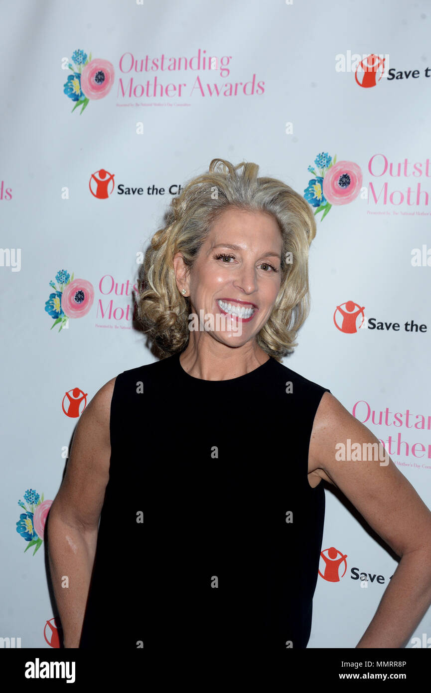 NEW YORK, NY - MAY 11: Jan Singer attends the 2018 Outstanding Mother ...