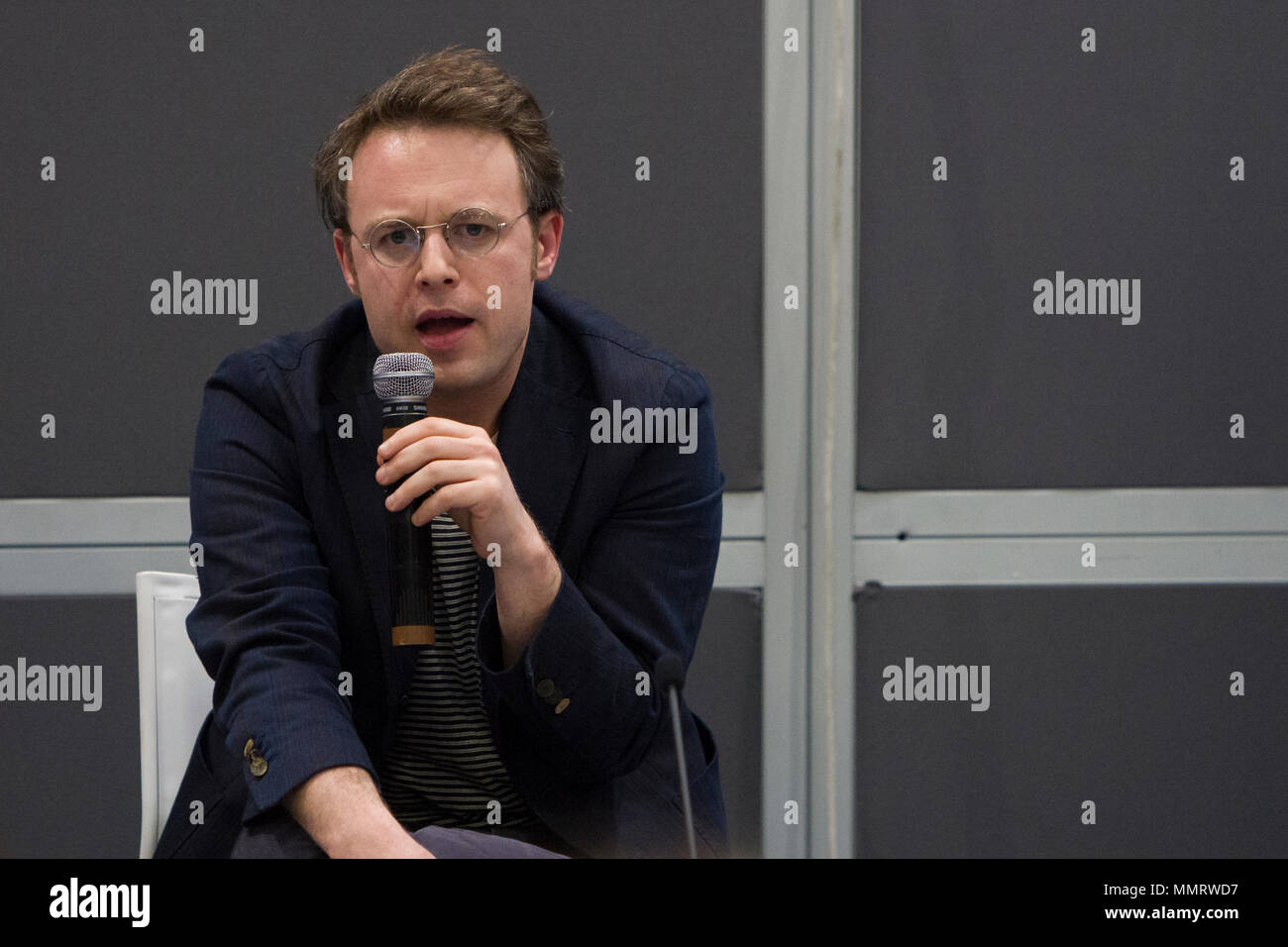 Joshua cohen hi-res stock photography and images - Alamy