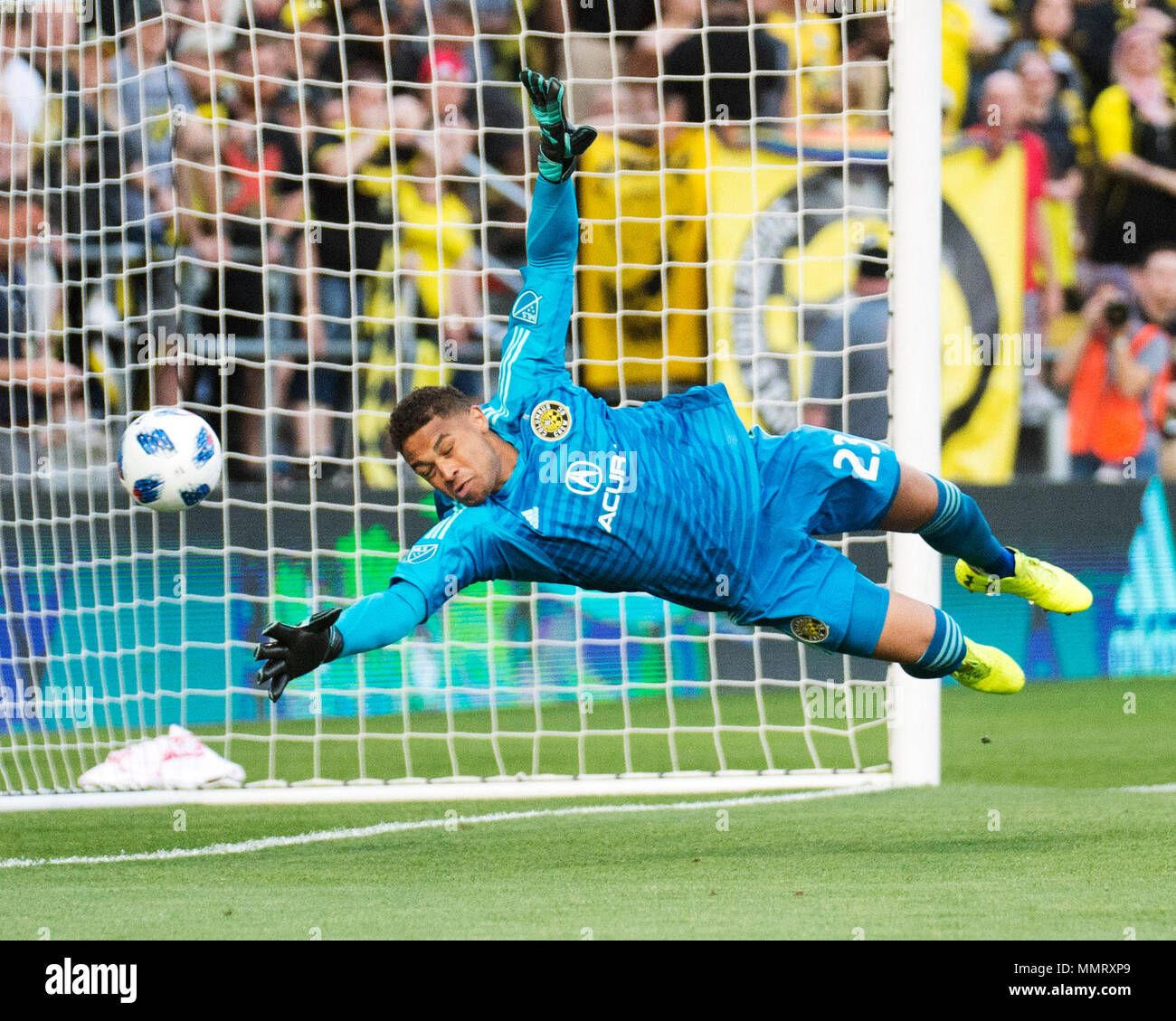 May 9, 2018: Columbus Crew SC goalkeeper Zack Steffen (23) dives for ...