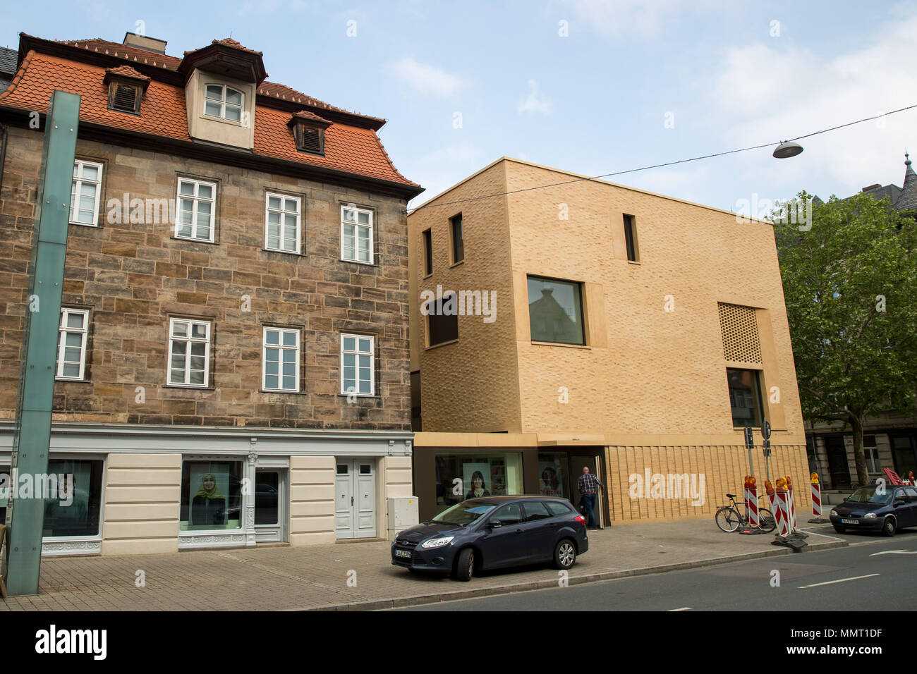 11 May 2018, Germany, Fuerth: The extension building of the Jewish ...