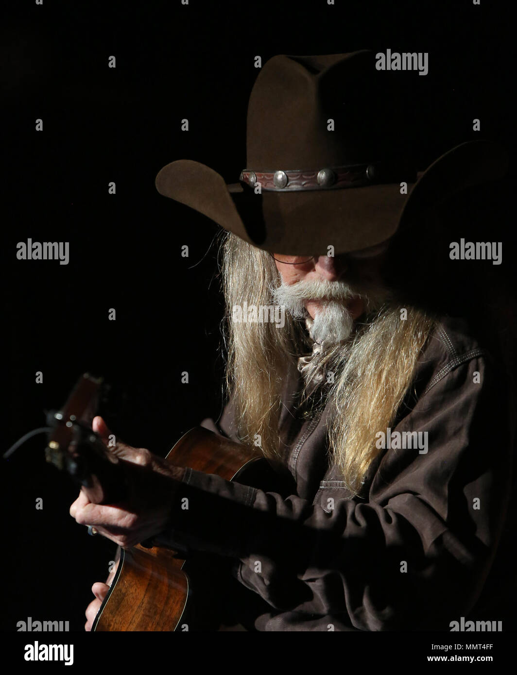 Dean Dillon in concert to launch 'Tennessee Whiskey' The New Musical ...