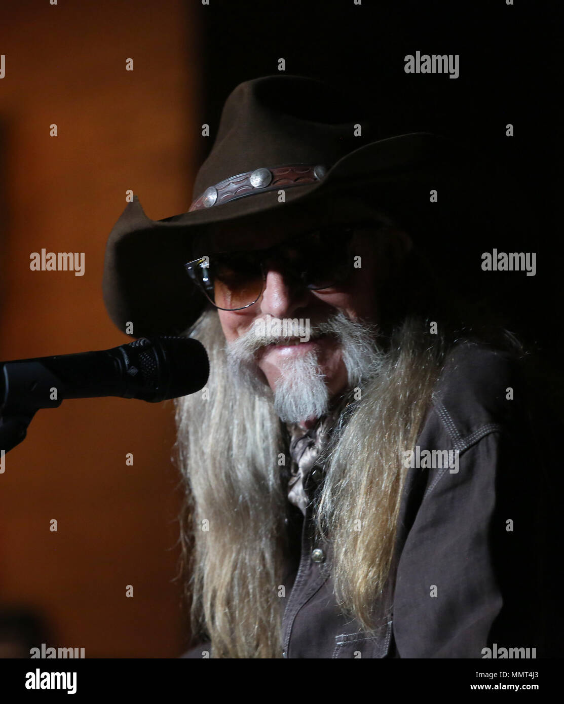 Dean Dillon in concert to launch 'Tennessee Whiskey' The New Musical ...