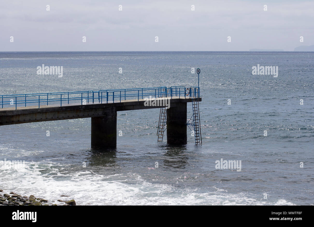 Santa Cruz pier Stock Photo - Alamy