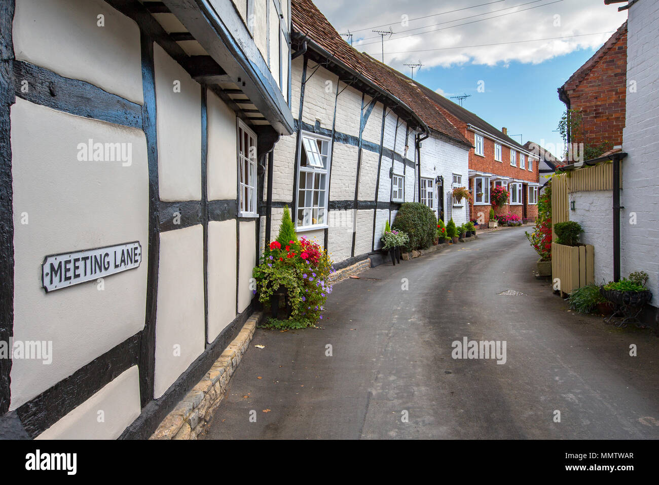 Alcester high street hi-res stock photography and images - Alamy
