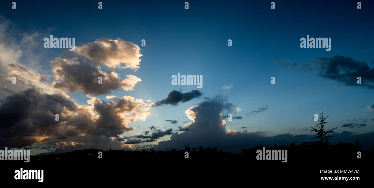 Clear sky sunet hi-res stock photography and images - Alamy