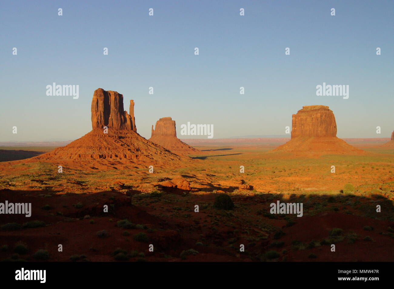 Rainbow over monument valley hi-res stock photography and images - Alamy