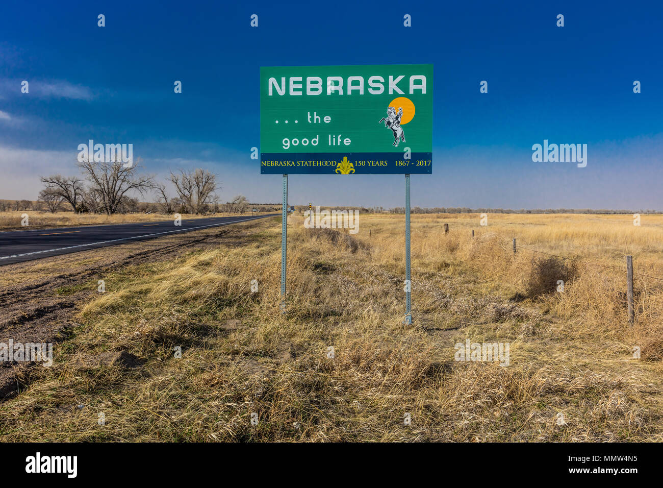 Nebraska state welcome sign hi-res stock photography and images - Alamy