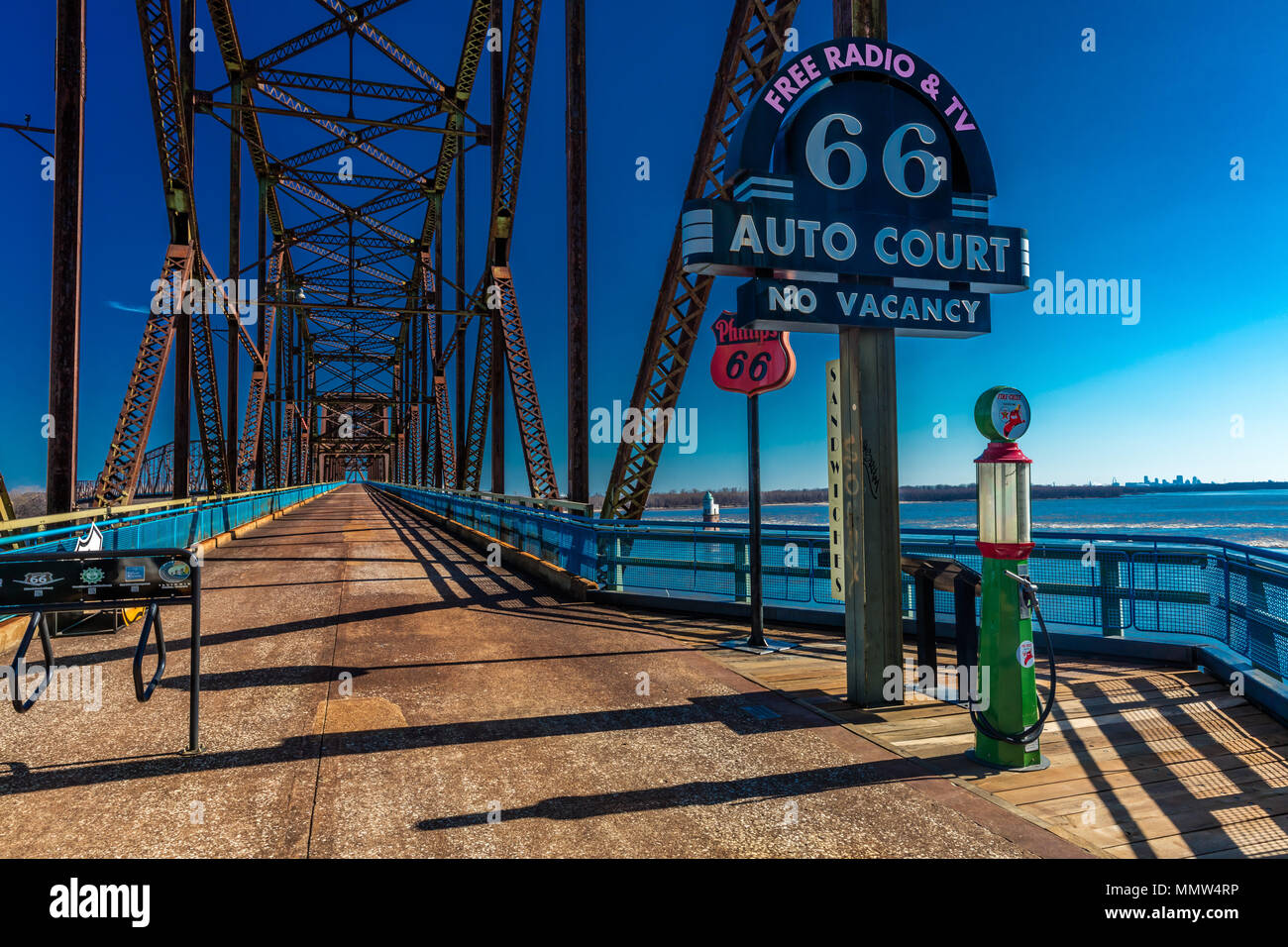 Classic Old Chain of Rocks Bridge crosses the Missouri River in St ...