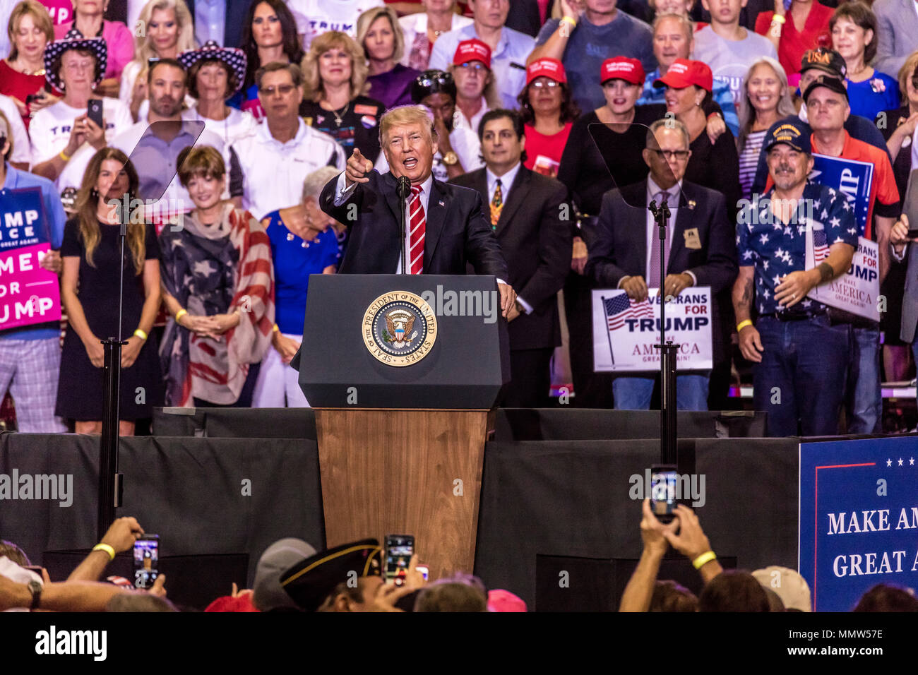 AUGUST 22, 2017, PHOENIX, AZ U.S. President Donald J. Trump speaks to ...