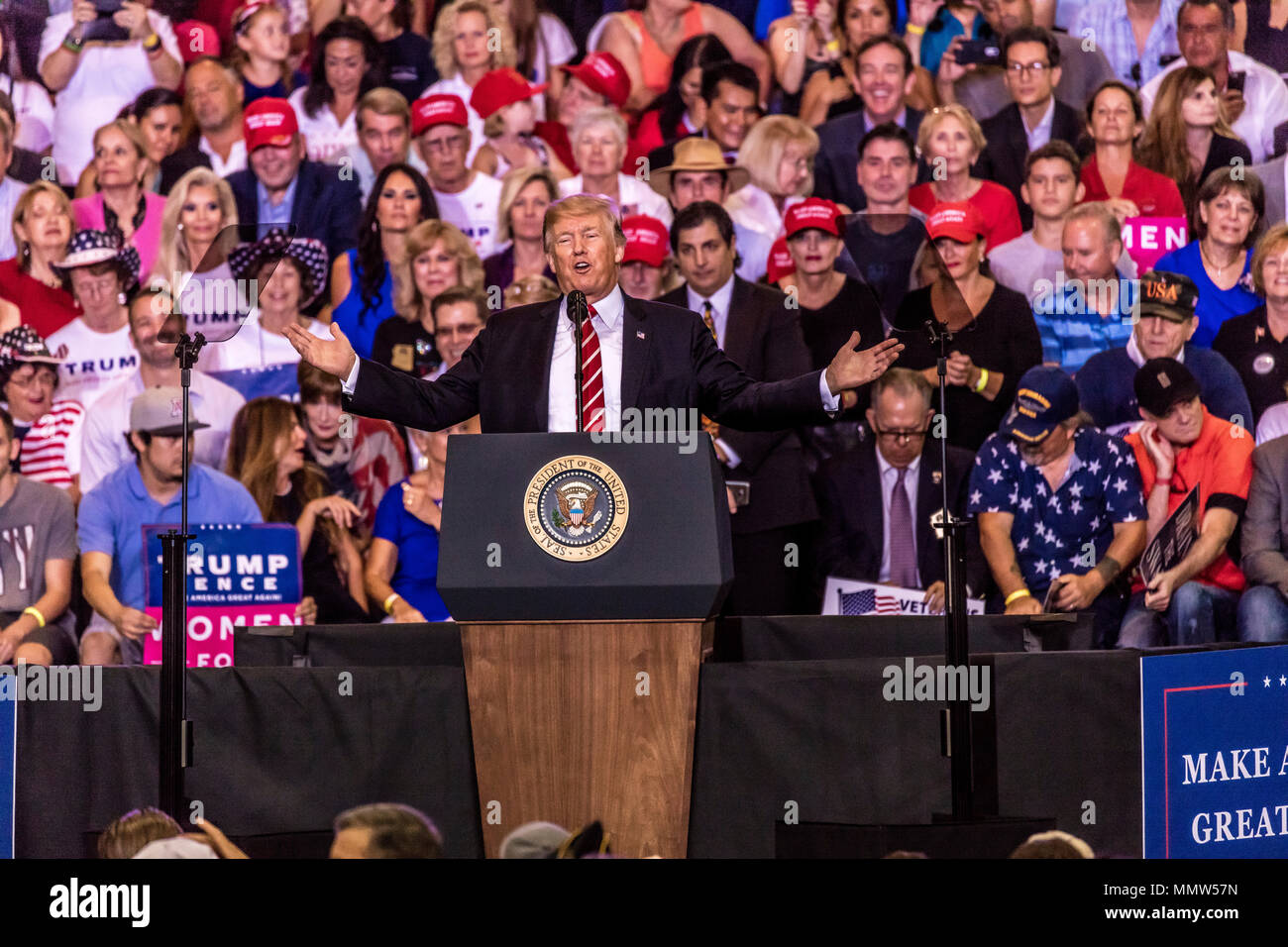 AUGUST 22, 2017, PHOENIX, AZ U.S. President Donald J. Trump speaks to ...