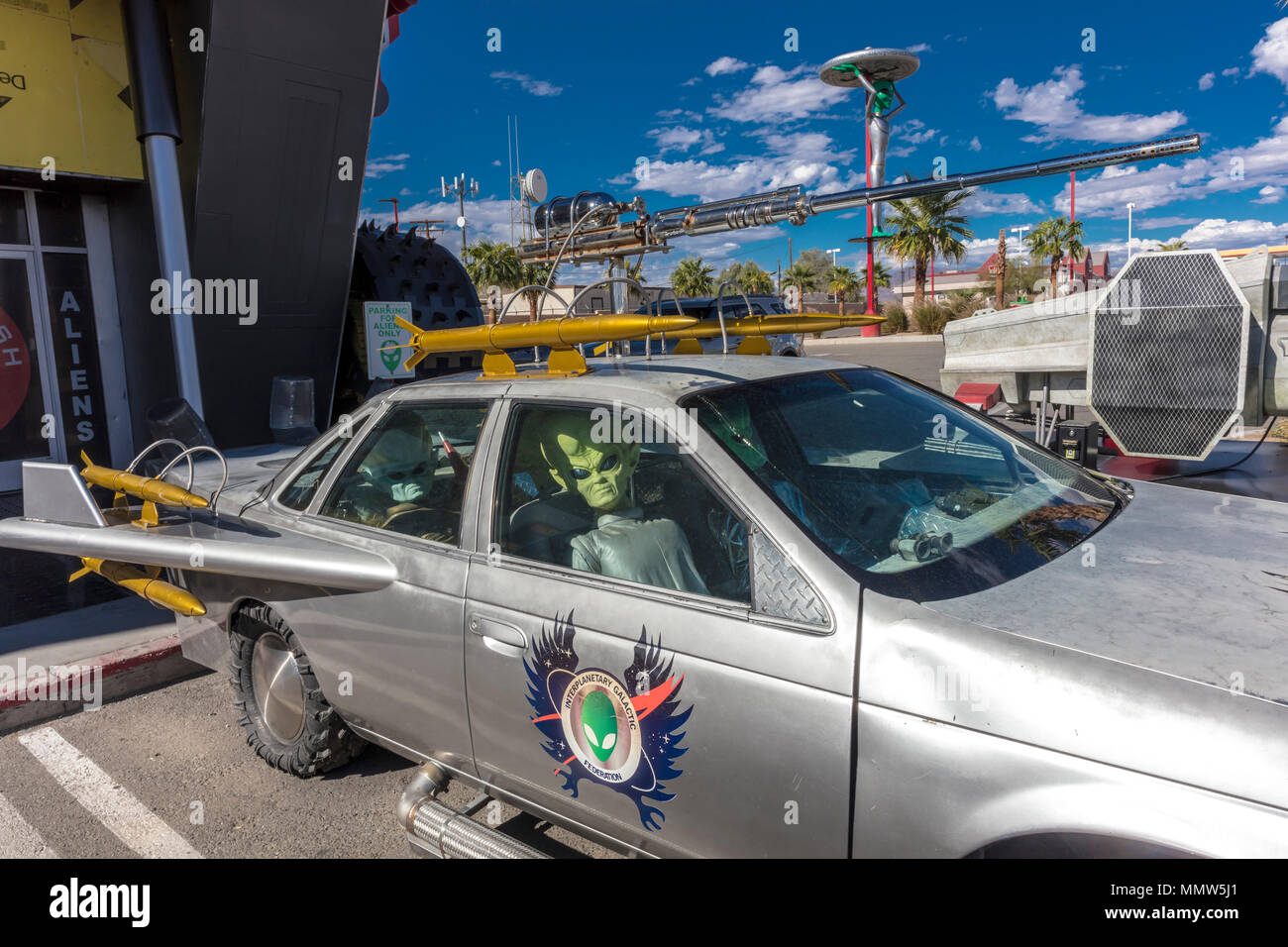 Red aliens hi-res stock photography and images - Alamy