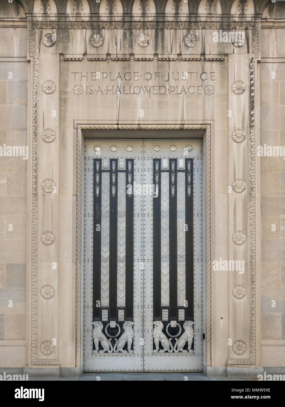 Department of justice building hi-res stock photography and images - Alamy