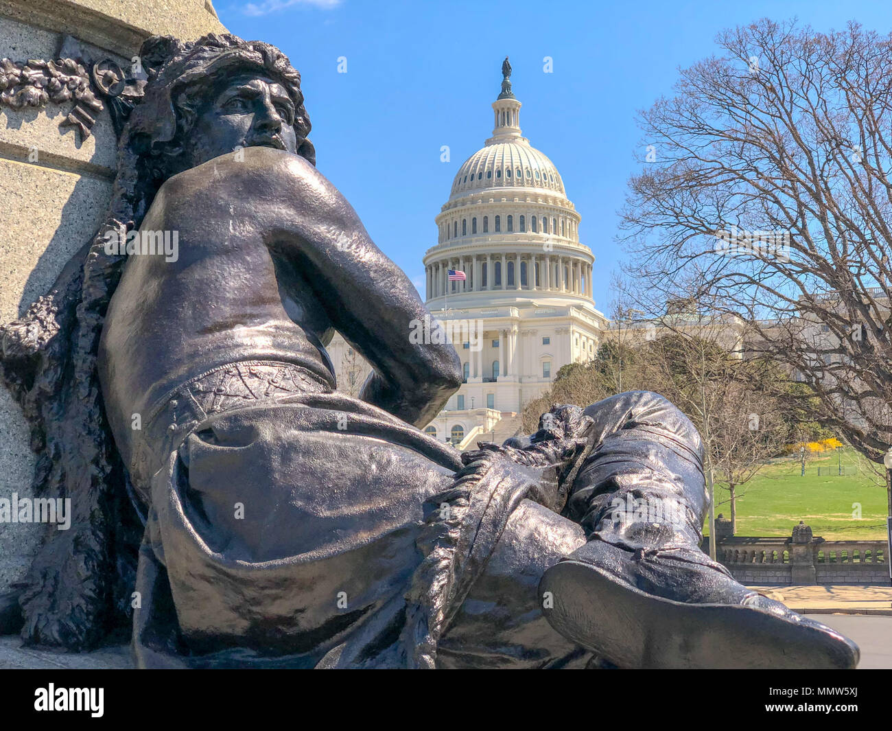 Ny capitol building hi-res stock photography and images - Alamy