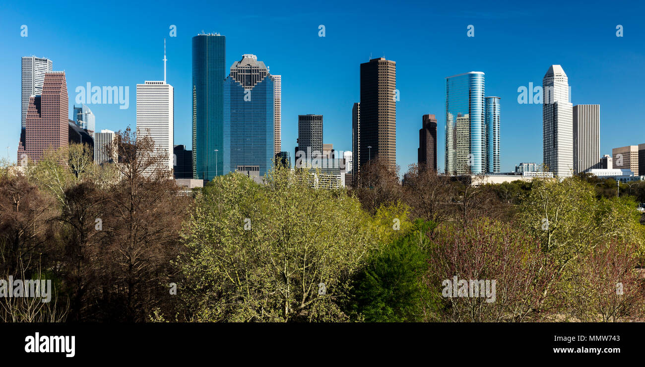 MARCH 7, 2018 , HOUSTON, TEXAS - High rise buildings in Houston ...