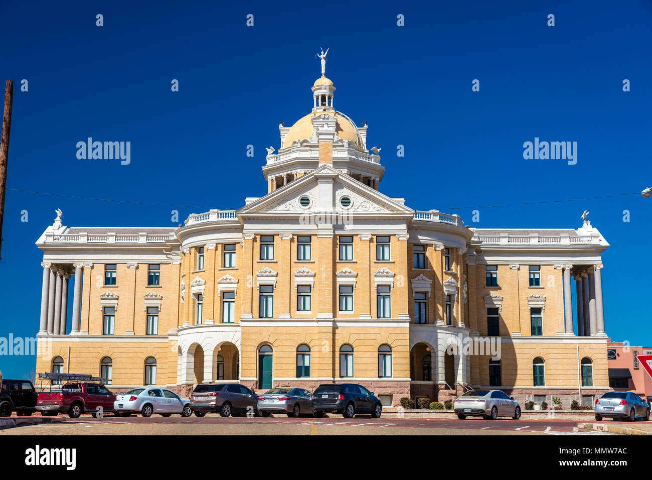 MARCH 6, 2018 - MARSHALL TEXAS - Marshall Texas Courthouse-Harrison ...