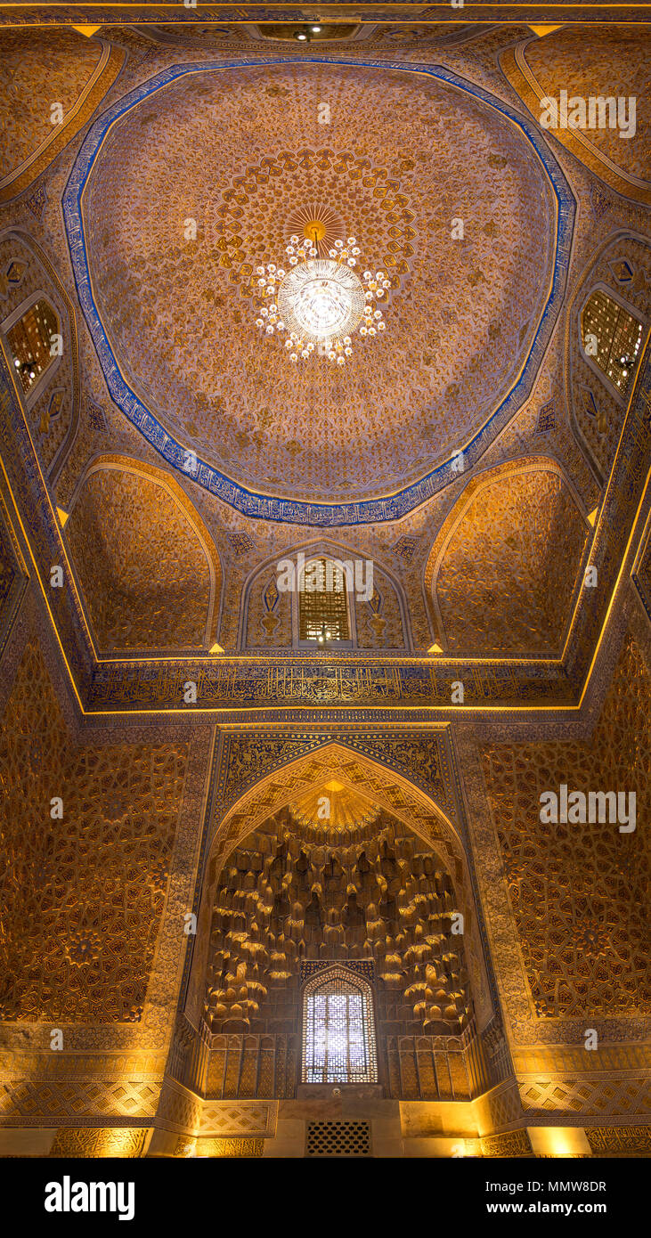 Inside Dome of Amir Temur Mausoleum, Samarkand, Uzbekistan Stock Photo ...