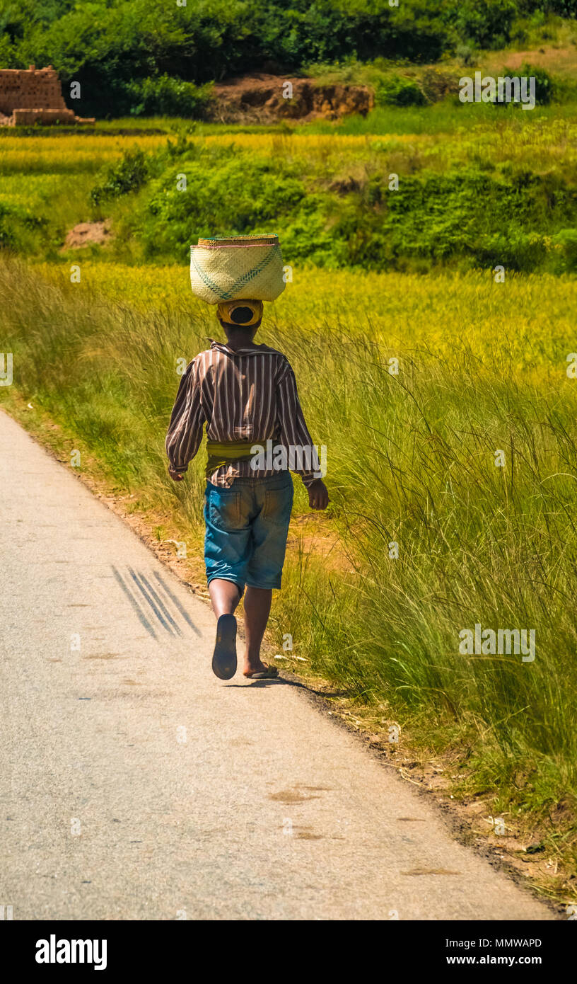 Villagers walk great distances to trade their goods in weekly regional ...