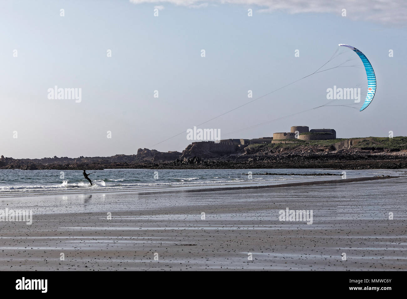 Vazon bay guernsey hi-res stock photography and images - Alamy