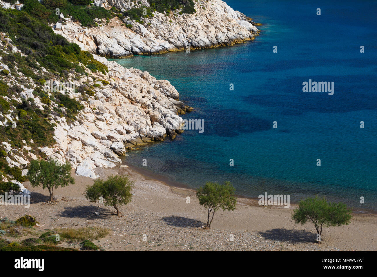 Blue waters at Kasidi beach on Fourni island, Greece Stock Photo - Alamy