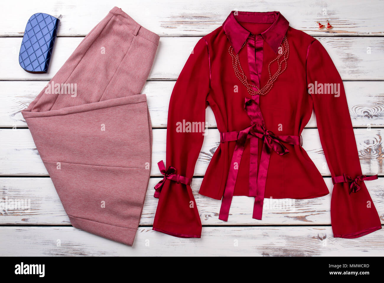 Outfit showcase hi-res stock photography and images - Alamy