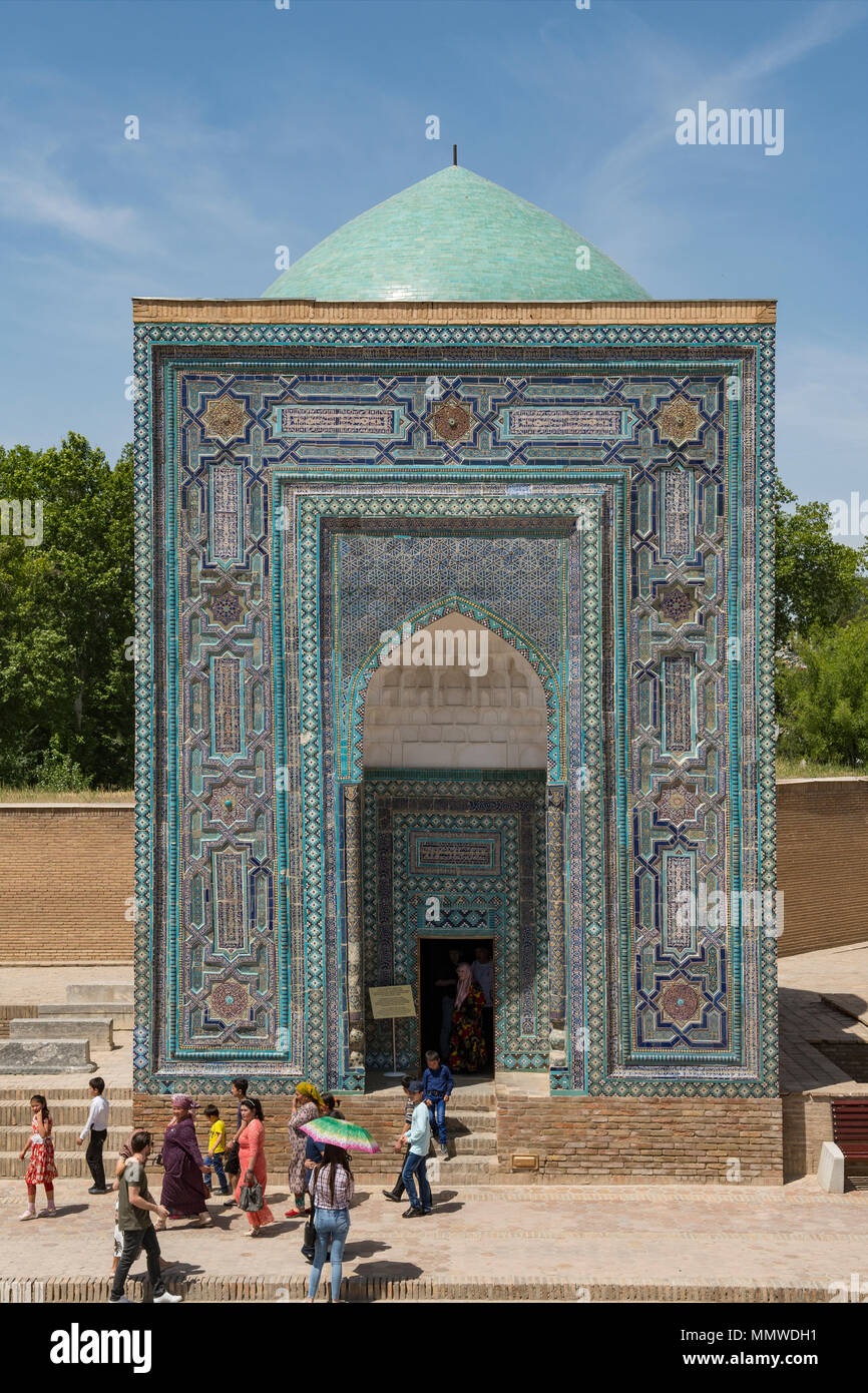 Shakhi zindar hi-res stock photography and images - Alamy