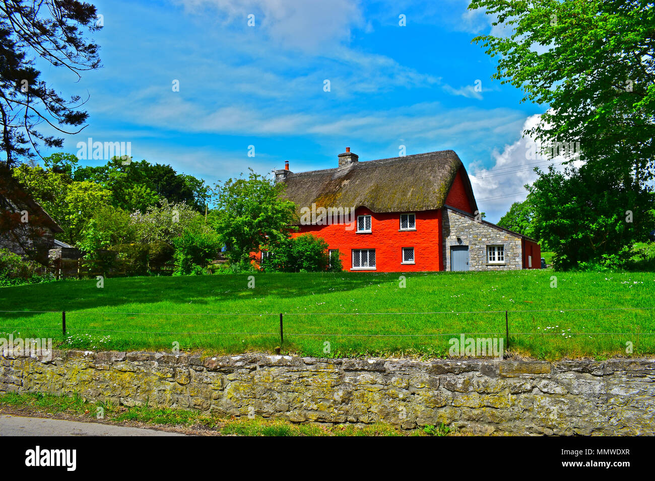 Welsh Stone Cottage High Resolution Stock Photography and Images - Alamy