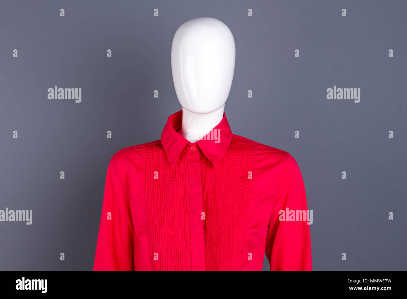 Classy shopping hi-res stock photography and images - Alamy