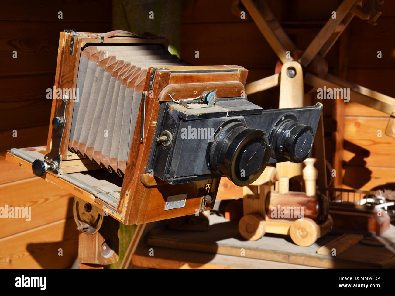 Vintage film camera Stock Photo - Alamy
