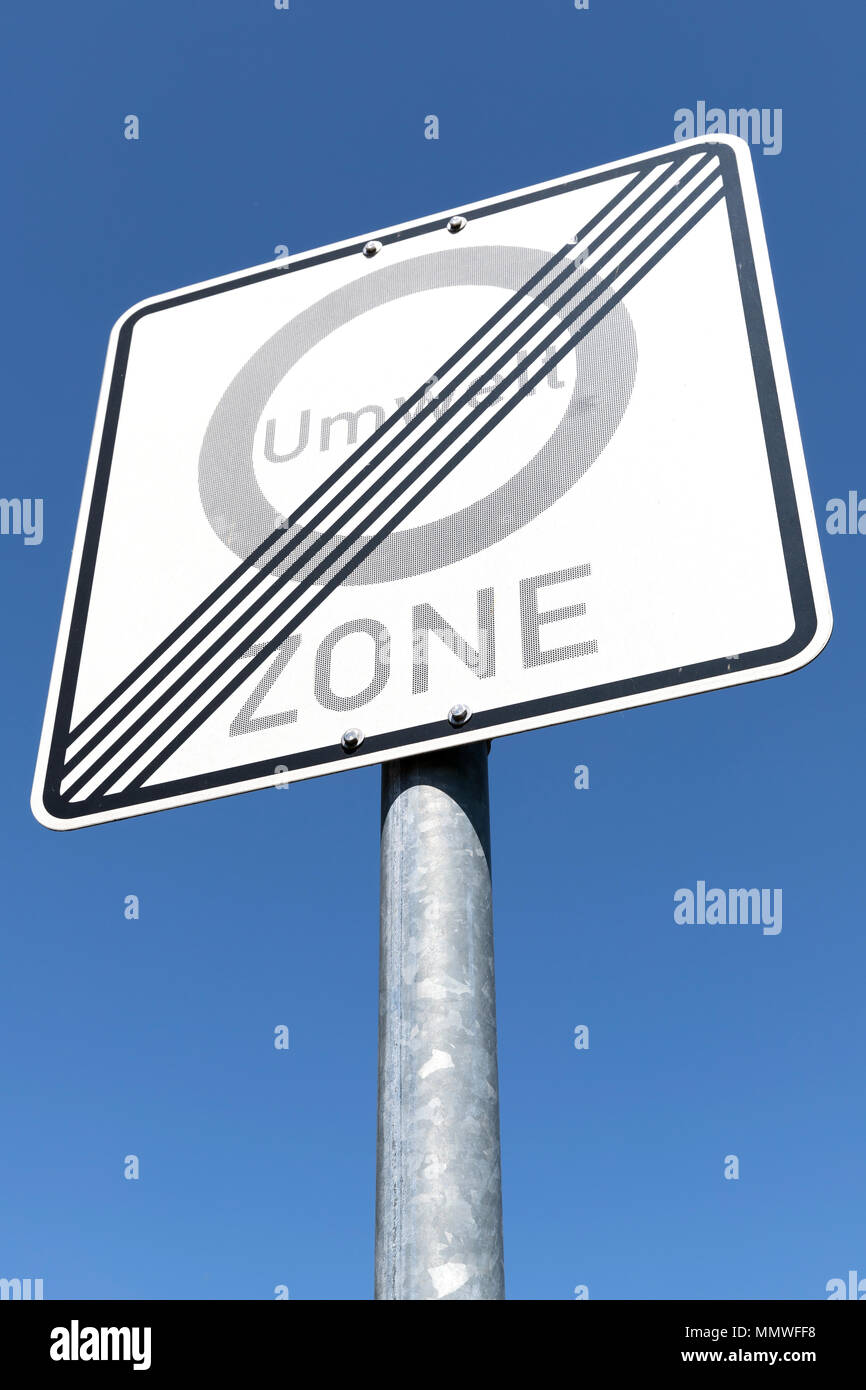 German road sign: end of a low-emission zone Stock Photo - Alamy