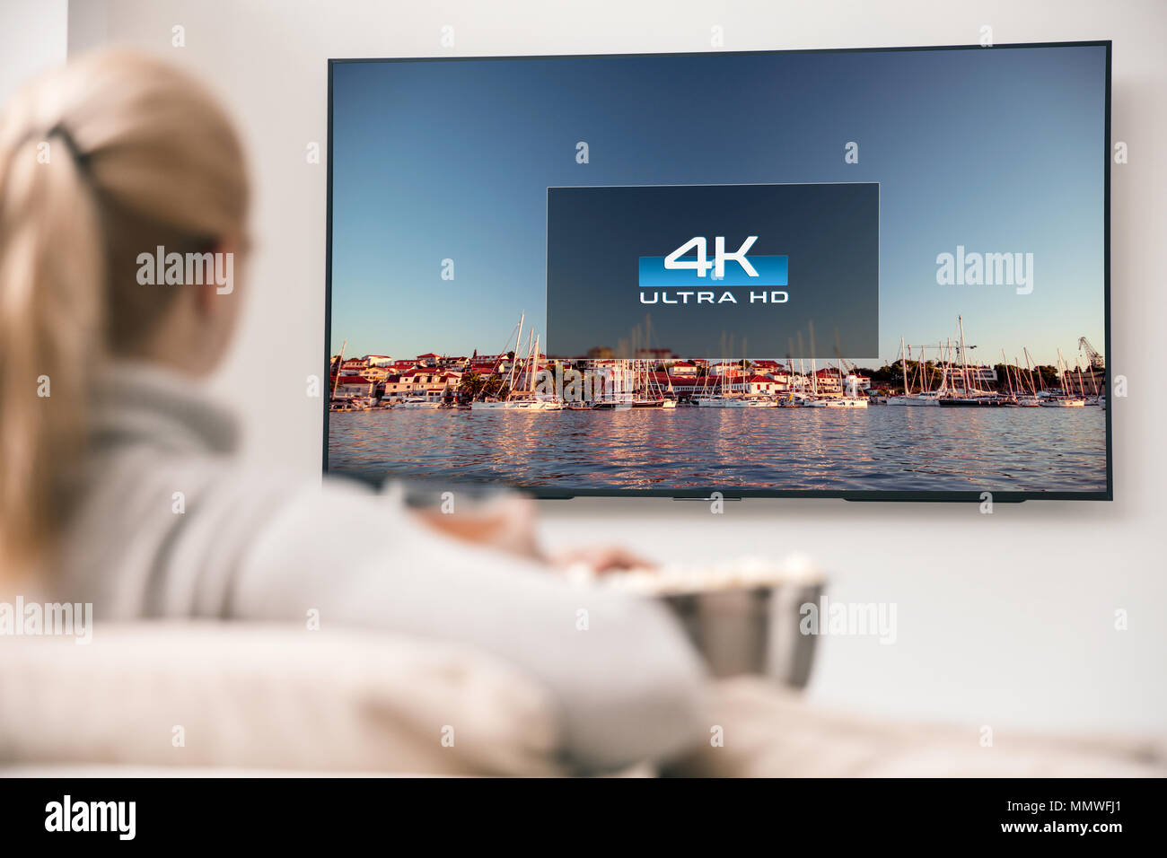 Big screen tv home hi-res stock photography and images - Alamy