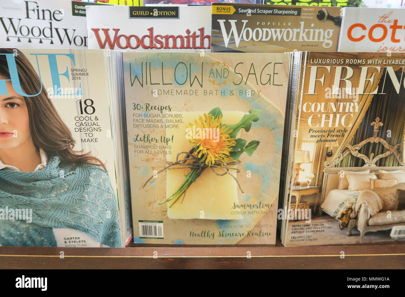 Magazine Stand Featuring Magazine Cover (Covers), USA Stock Photo - Alamy