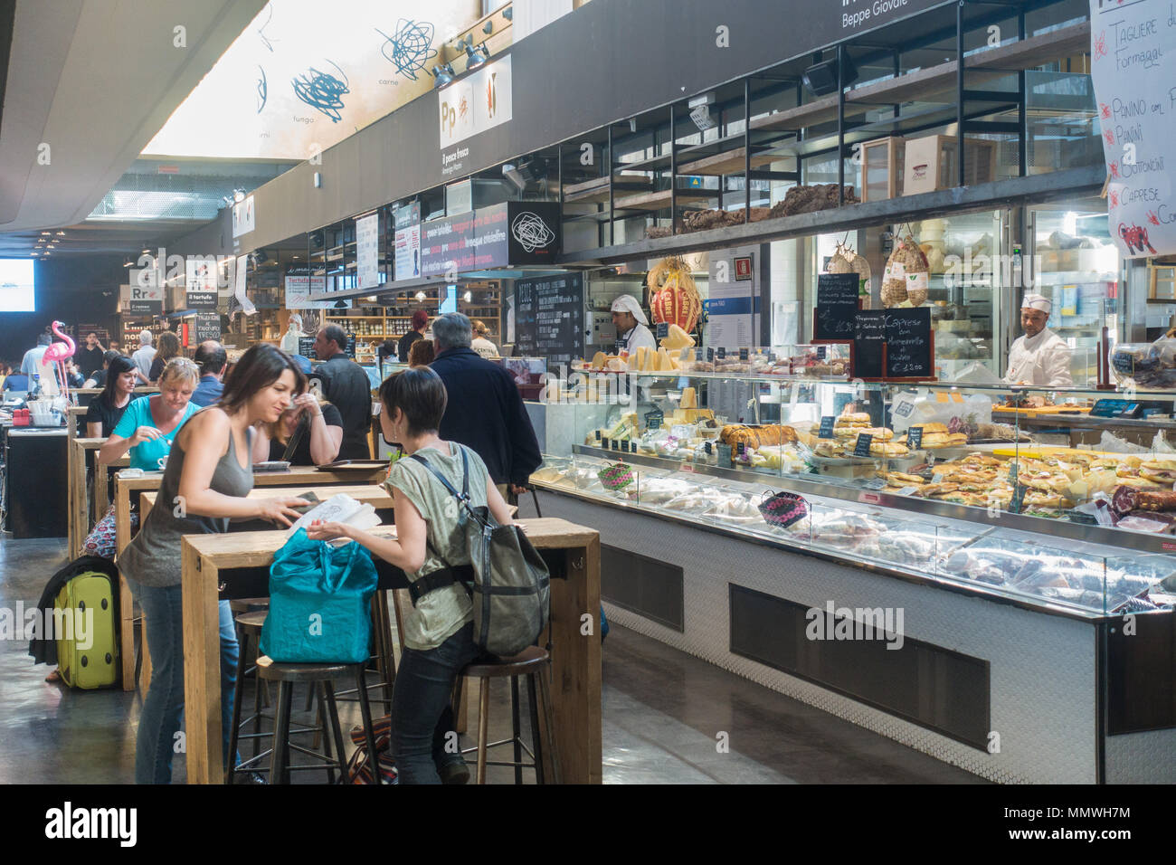 Food court italy hi-res stock photography and images - Alamy