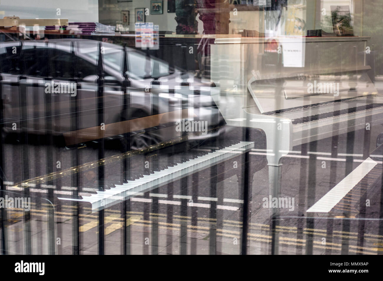 Reflections in a shop window hi-res stock photography and images - Alamy