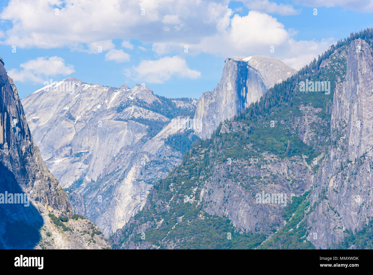 View of Yosemite Valley from Tunnel View point - view to Bridal veil ...