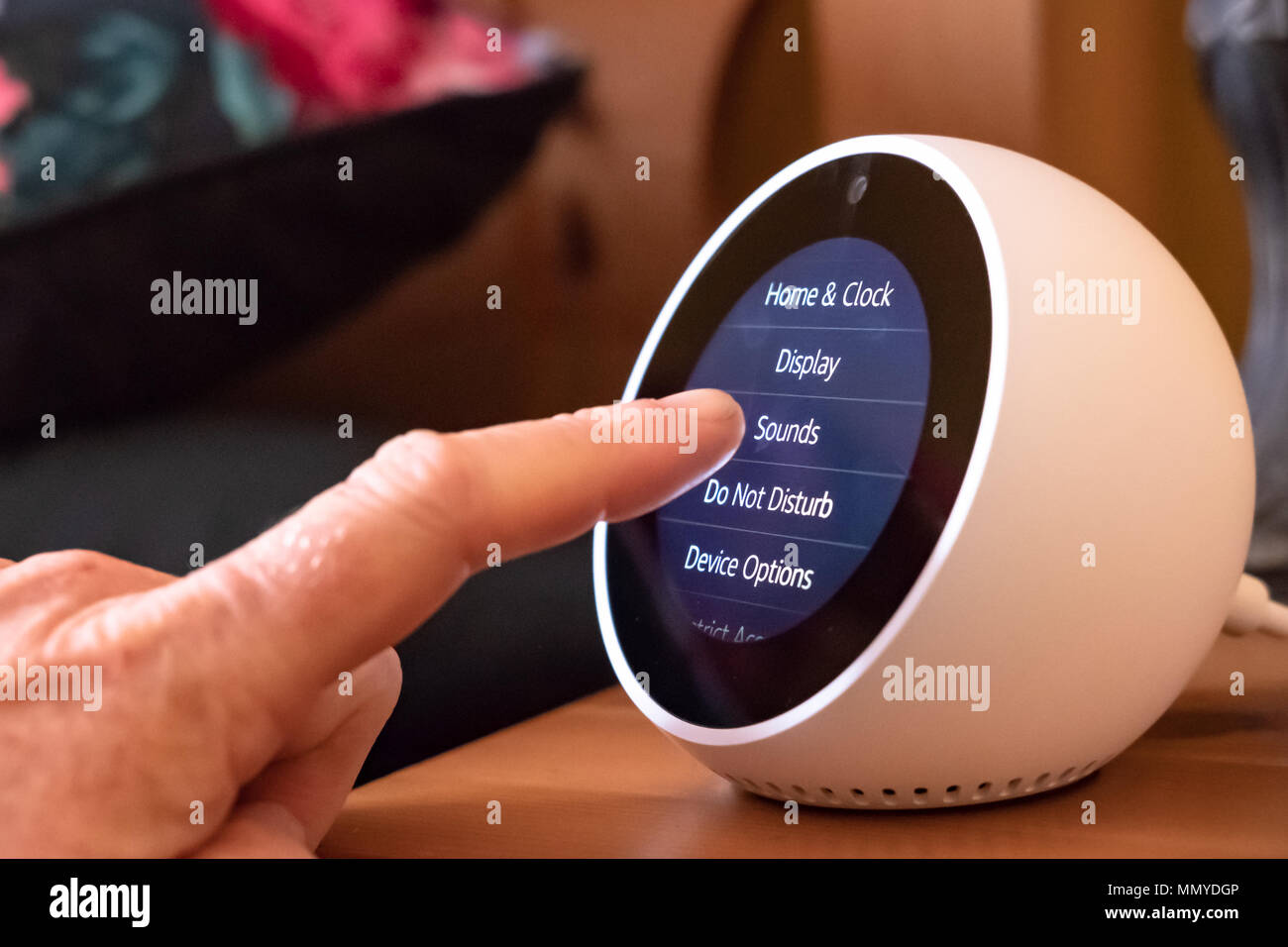 Wireless network setup hi-res stock photography and images - Alamy