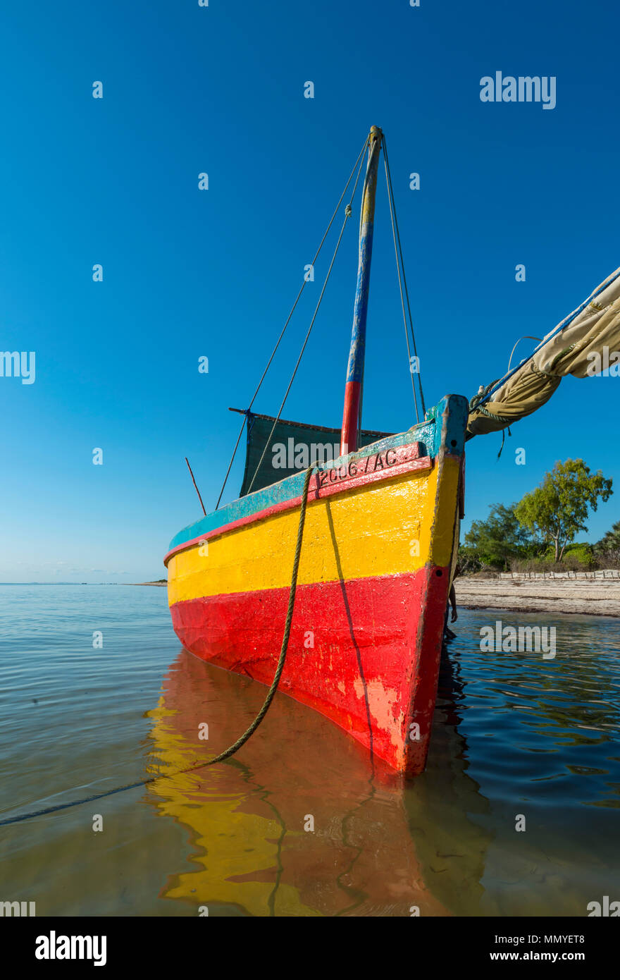 A Mozambiquan dhow seen in Inhassoro Stock Photo - Alamy