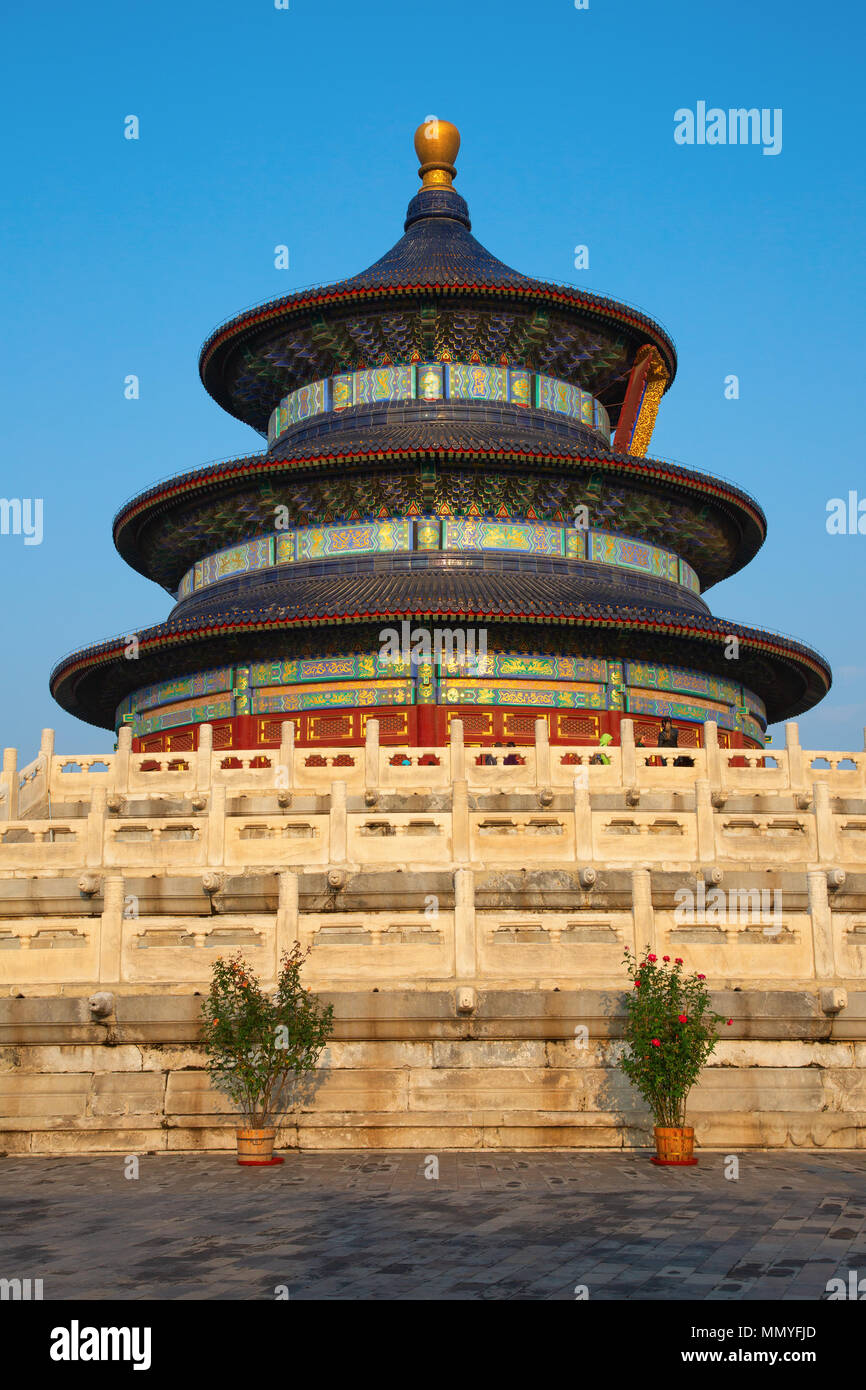 Ornate roof sunset beijing hi-res stock photography and images - Alamy