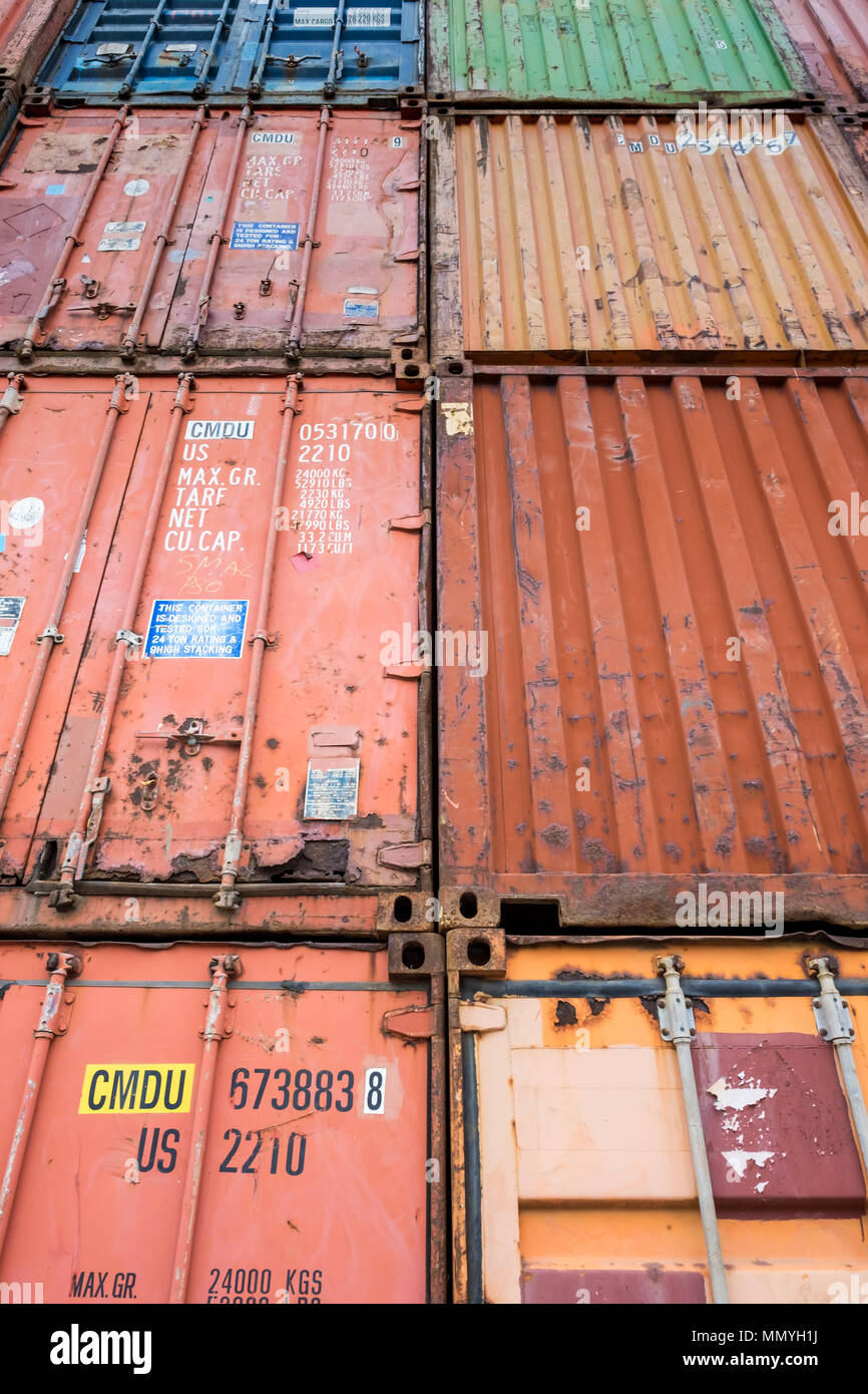 Colorful container containers hi-res stock photography and images - Alamy