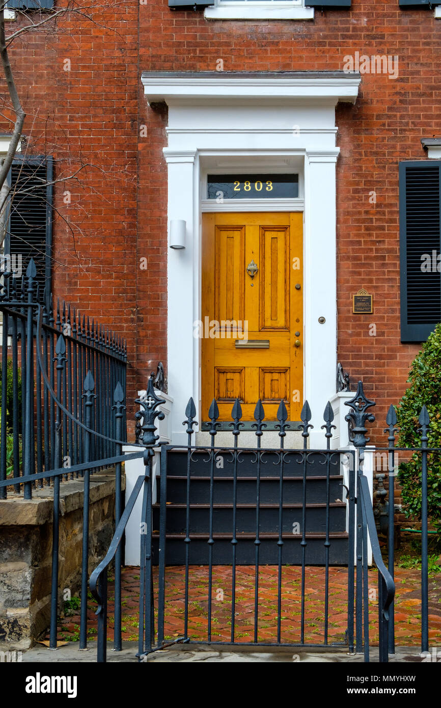 Terraced house 1900s hi-res stock photography and images - Alamy