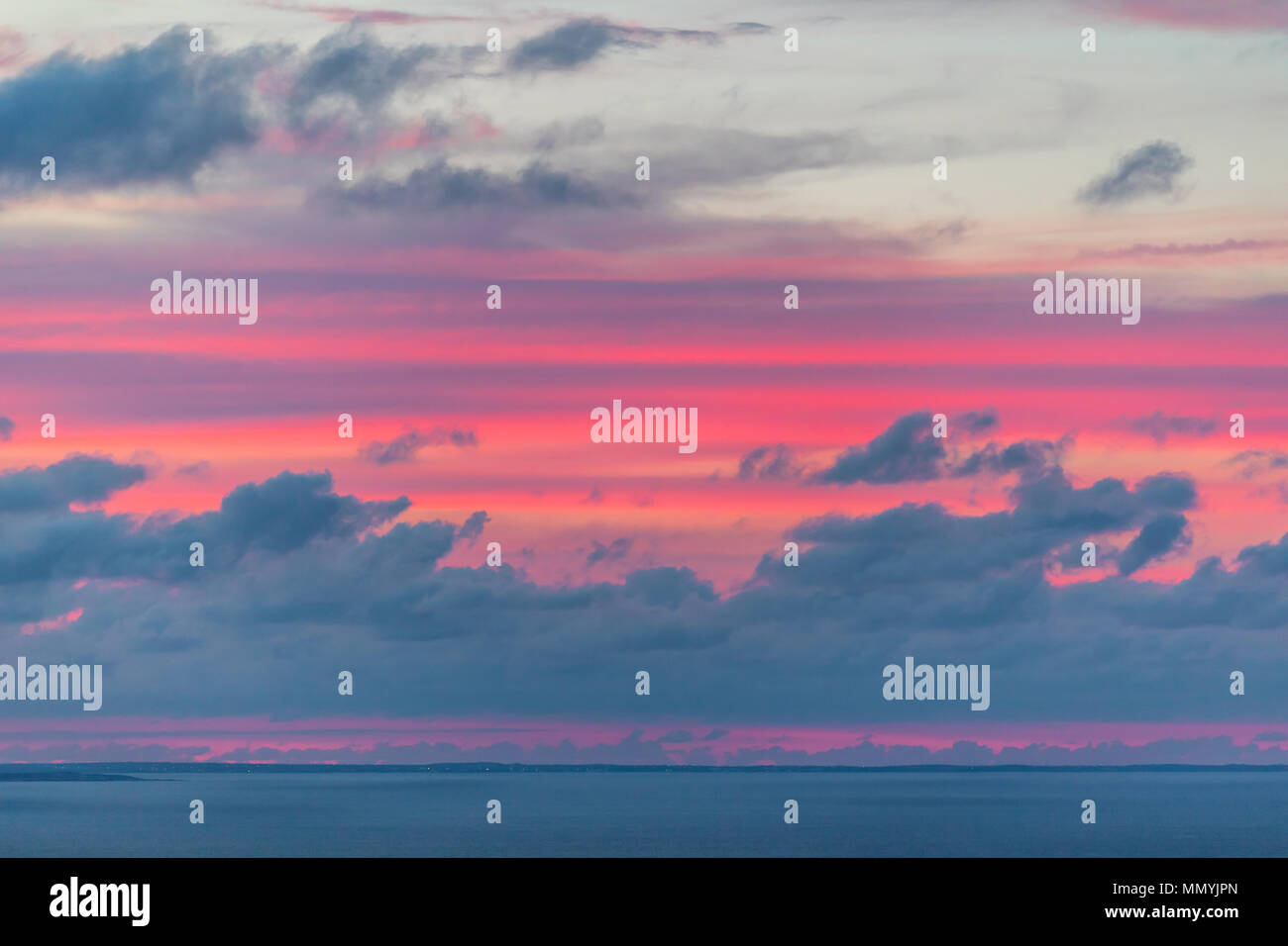 Sky moving background hi-res stock photography and images - Alamy