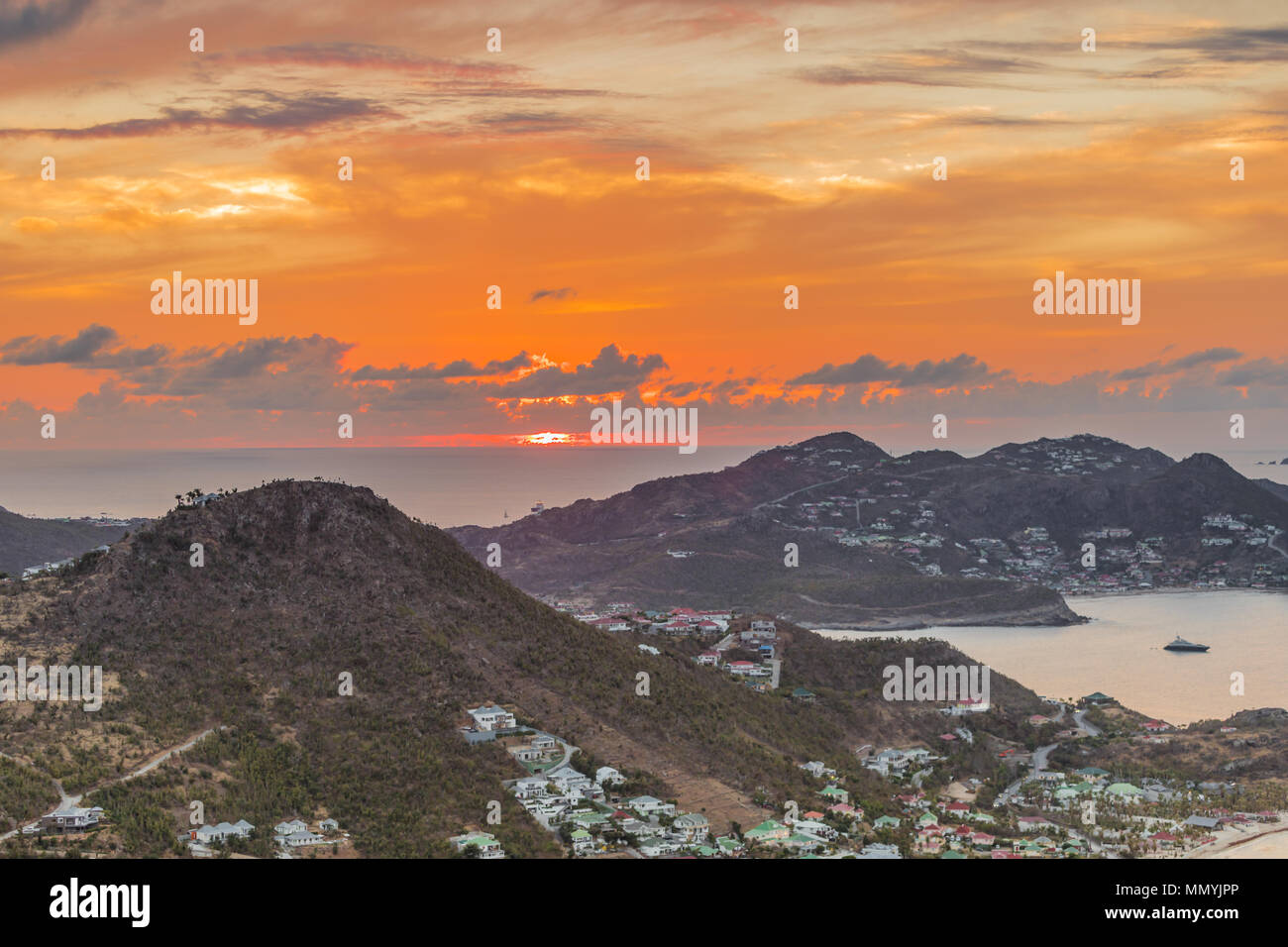Tropical sunset in caribbean hi-res stock photography and images - Alamy