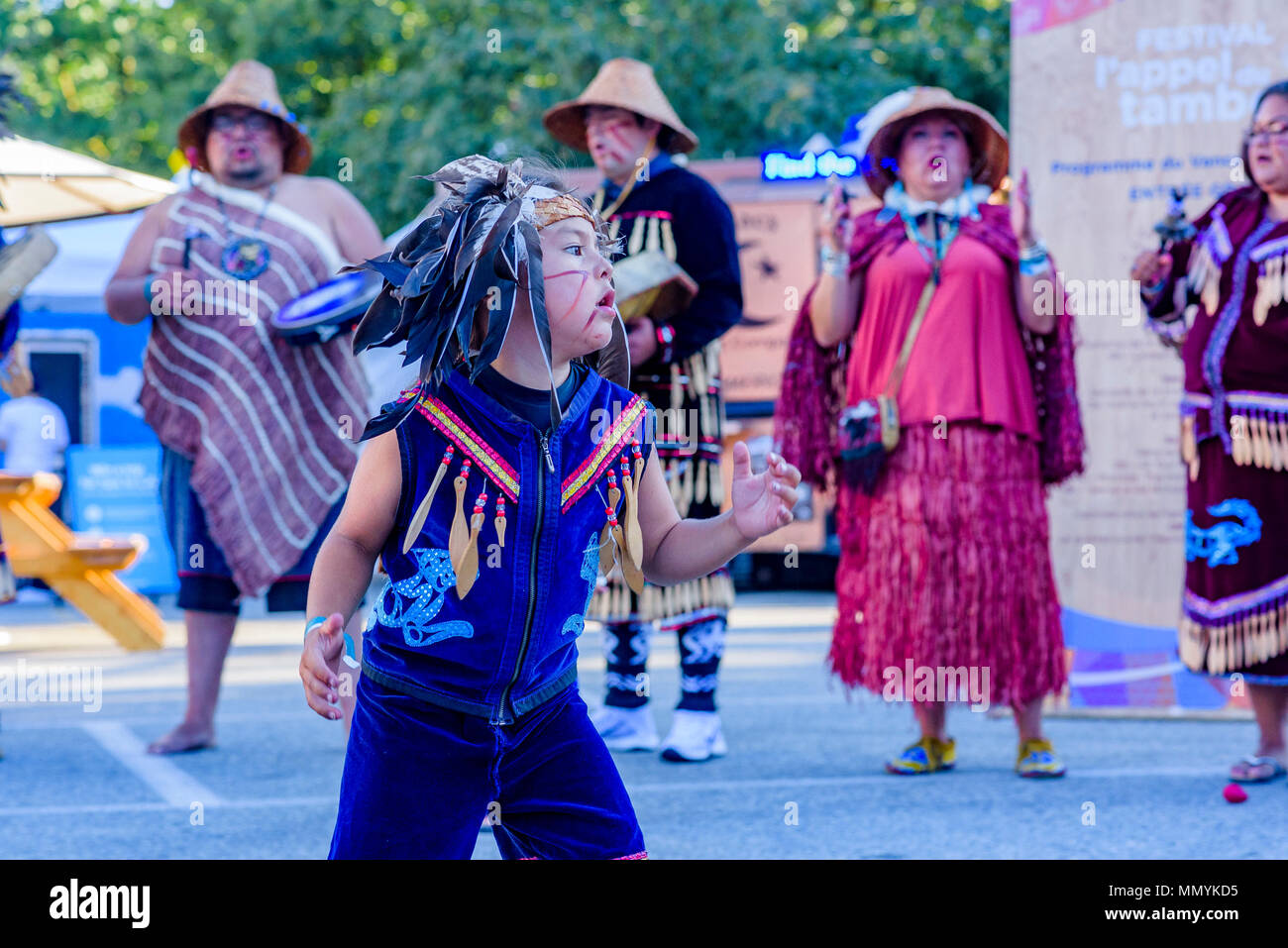 Coast salish hi-res stock photography and images - Alamy