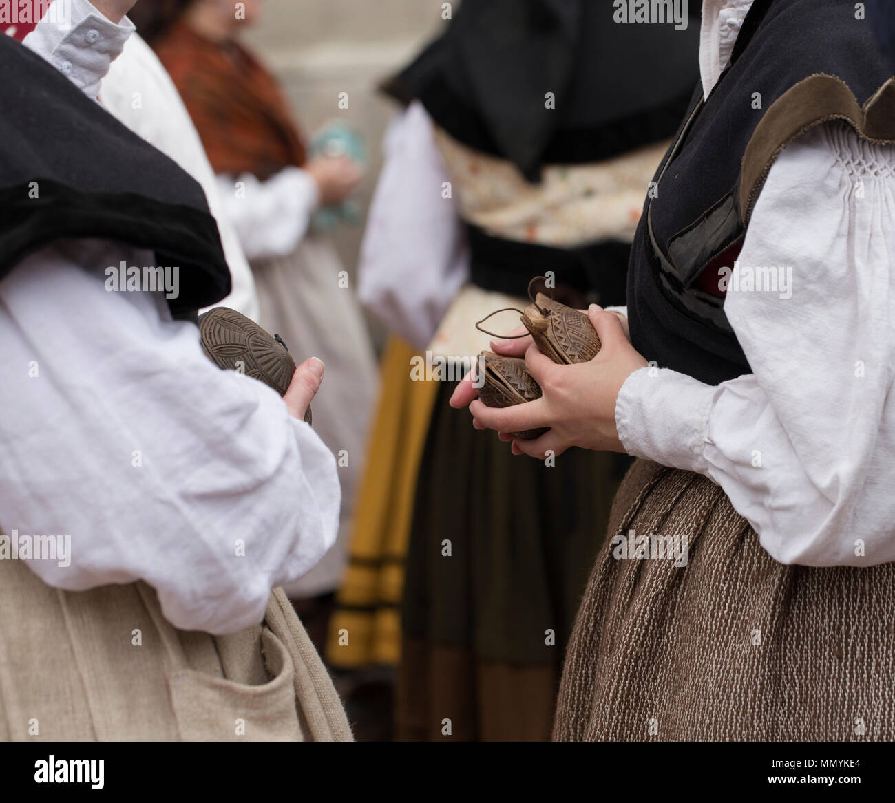 Castanets hi-res stock photography and images - Alamy