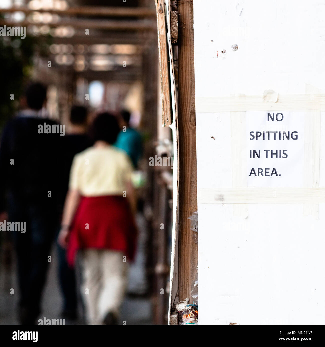 No spitting sign hi-res stock photography and images - Alamy