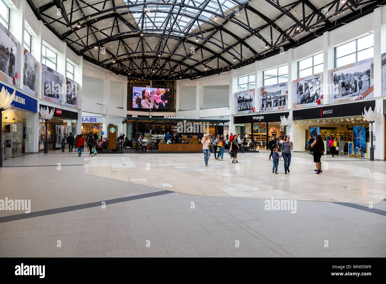 Samara, Russia - May 12, 2018: Interior of Samara shopping center ...